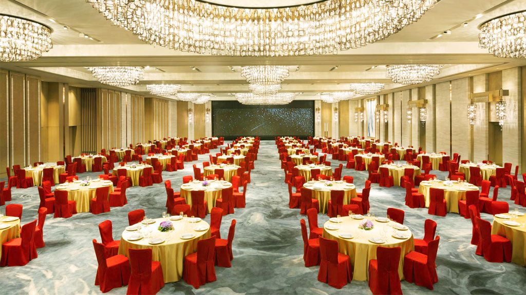 Elevate Your Venue's Elegance with Flexible Backrest Banquet Chairs ...